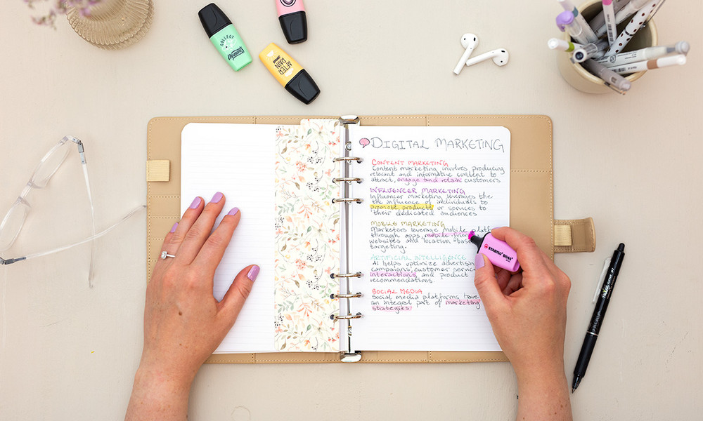 Choose the Perfect Highlighter for Study Notes Easily