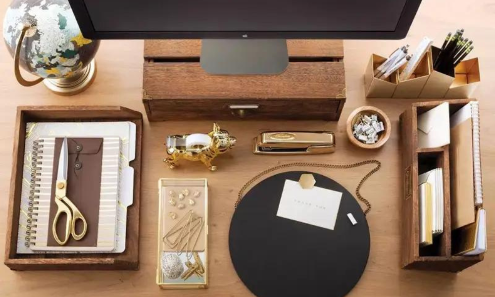 Elegant Office Desk Accessories Senator Rexine Leather Wooden Desk